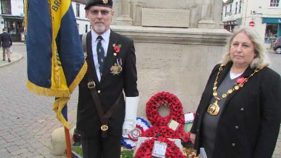 Petersfield Poppy Appeal raises £27,000 | petersfieldpost.co.uk