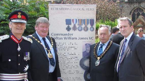 Petersfield’s Victoria Cross hero is remembered | petersfieldpost.co.uk