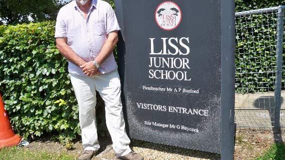 Liss Junior School headteacher retires | petersfieldpost.co.uk