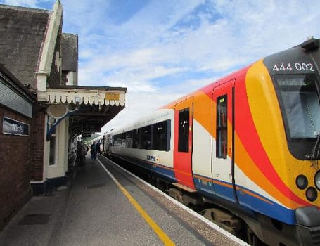 Potential for a multi-storey car park at Petersfield railway station ...