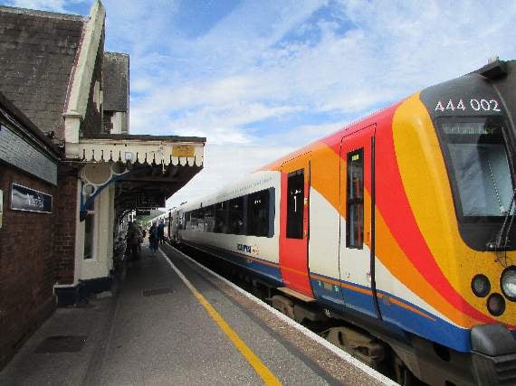 Potential for a multi-storey car park at Petersfield railway station ...
