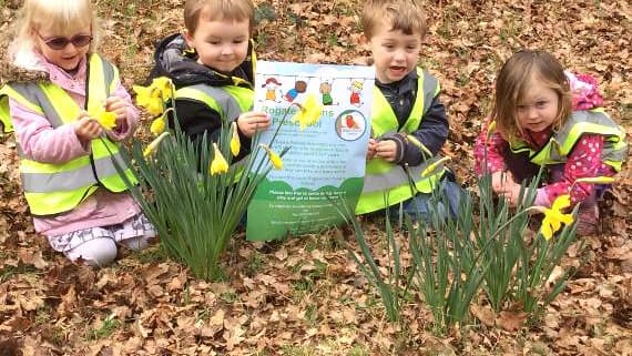 Squirrels change into Robins at Rogate school | petersfieldpost.co.uk
