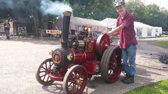Successful Model Weekend at Hollycombe Steam in the Country ...