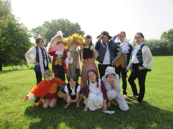 Greatham Primary School’s drama club set to perform to proud parents ...