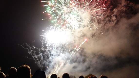 Fundraising appeal launched to save Rowlands Castle fireworks display ...