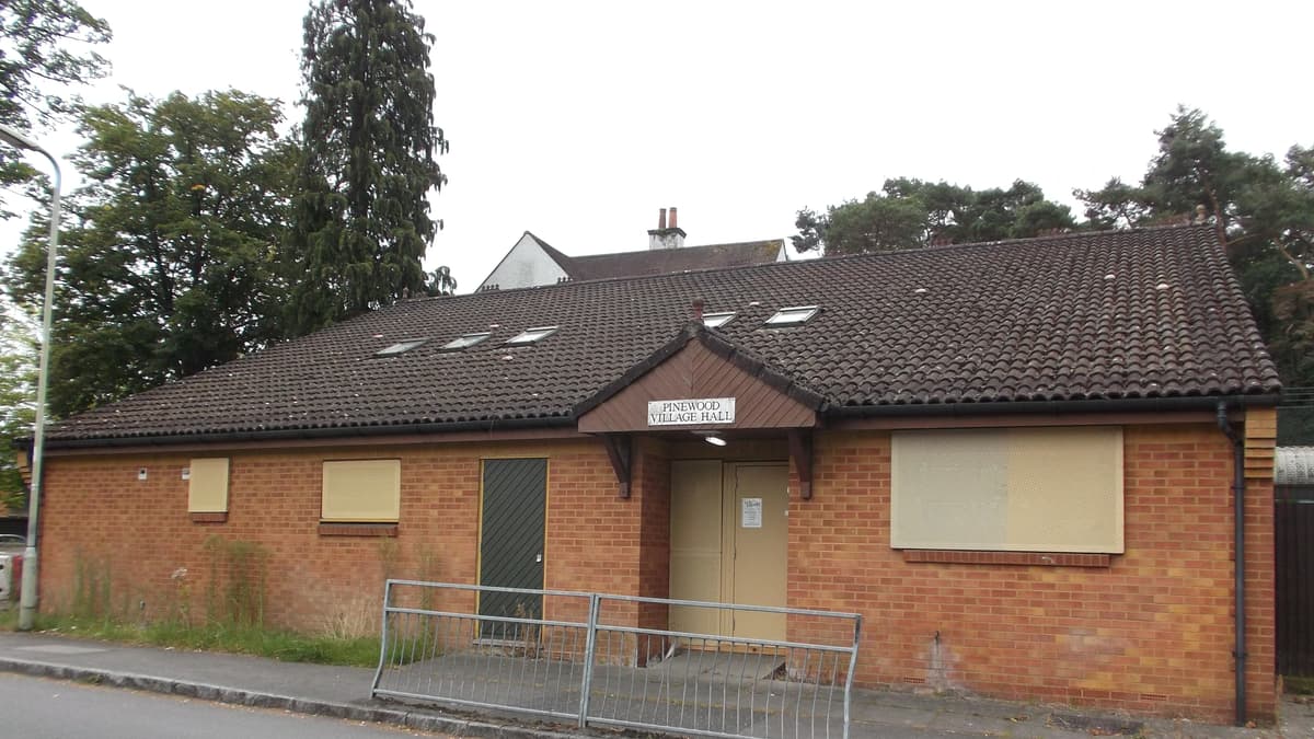 Work starts on Pinewood Village Hall pods for homeless in Bordon ...