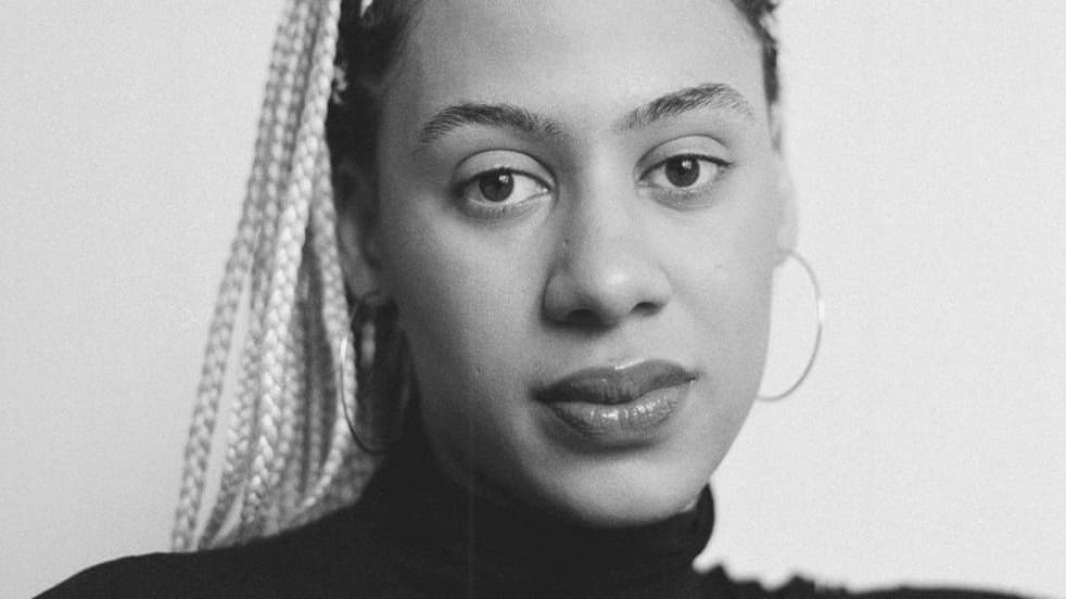 Esme returns to Bedales School in Steep | petersfieldpost.co.uk