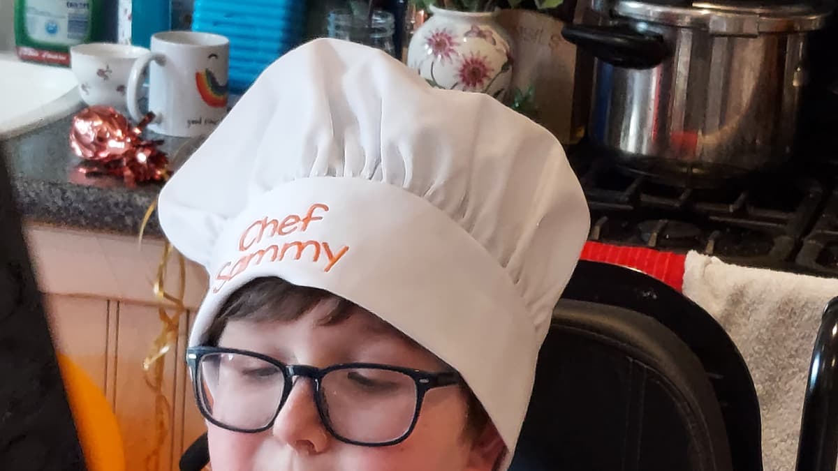 Alton boy Sammy wants people to bake a cure for muscular dystrophy ...