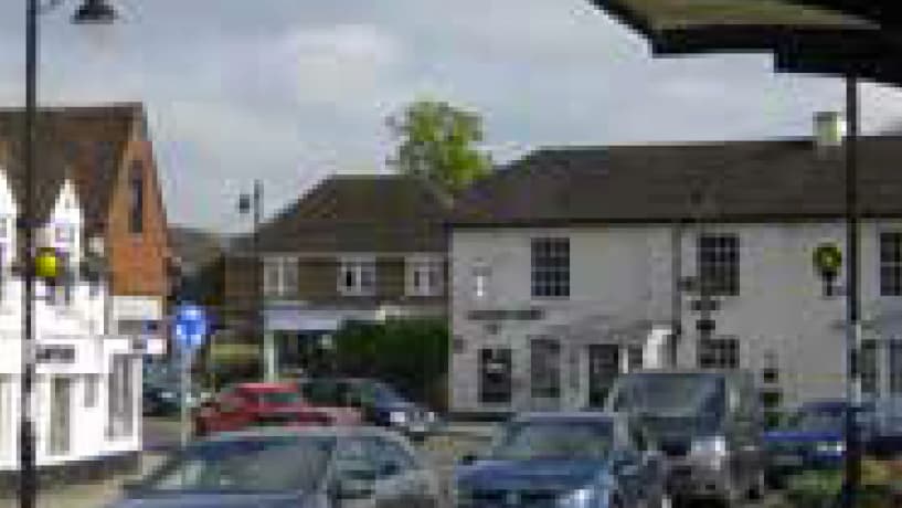Swish Fibre apologises for causing traffic chaos in The Square, Liphook ...