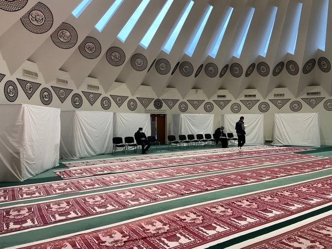 Inside Tilford's Mubarak Mosque during the holy month of Ramadan ...