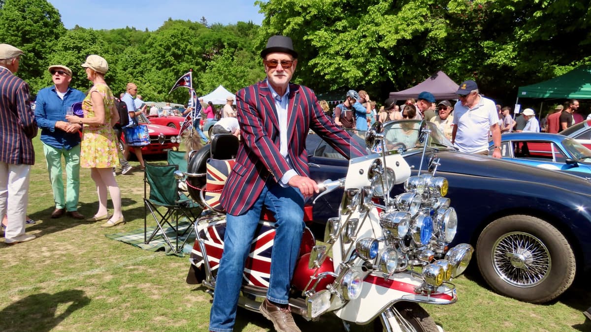 Gallery: Haslemere Classic Car Show brings joy to Lion Green ...