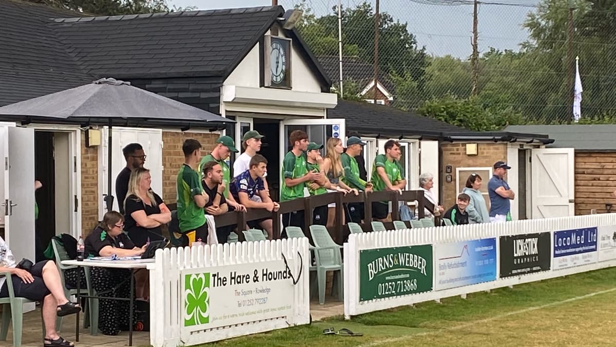 Rowledge win dramatic super over against Andover in T20 Cup ...