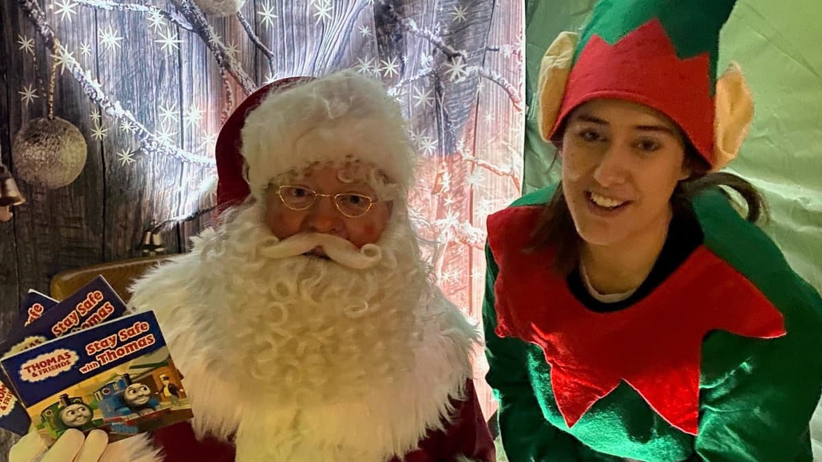 MasterChef winner Chariya Khattiyot to turn on Alton Christmas lights ...