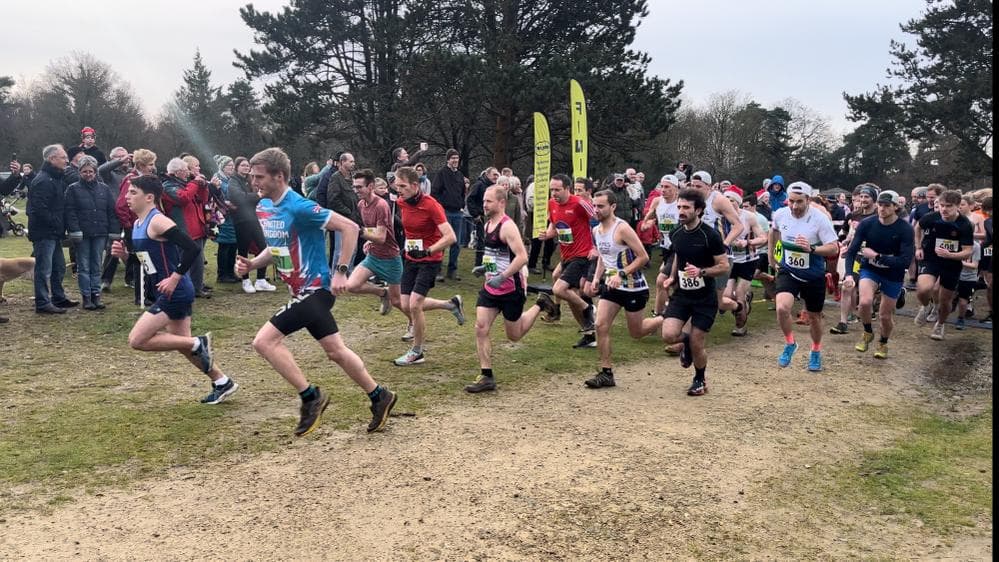 Record-breaking turnout: Hundreds lace up for Hindhead's Boxing Day Run ...