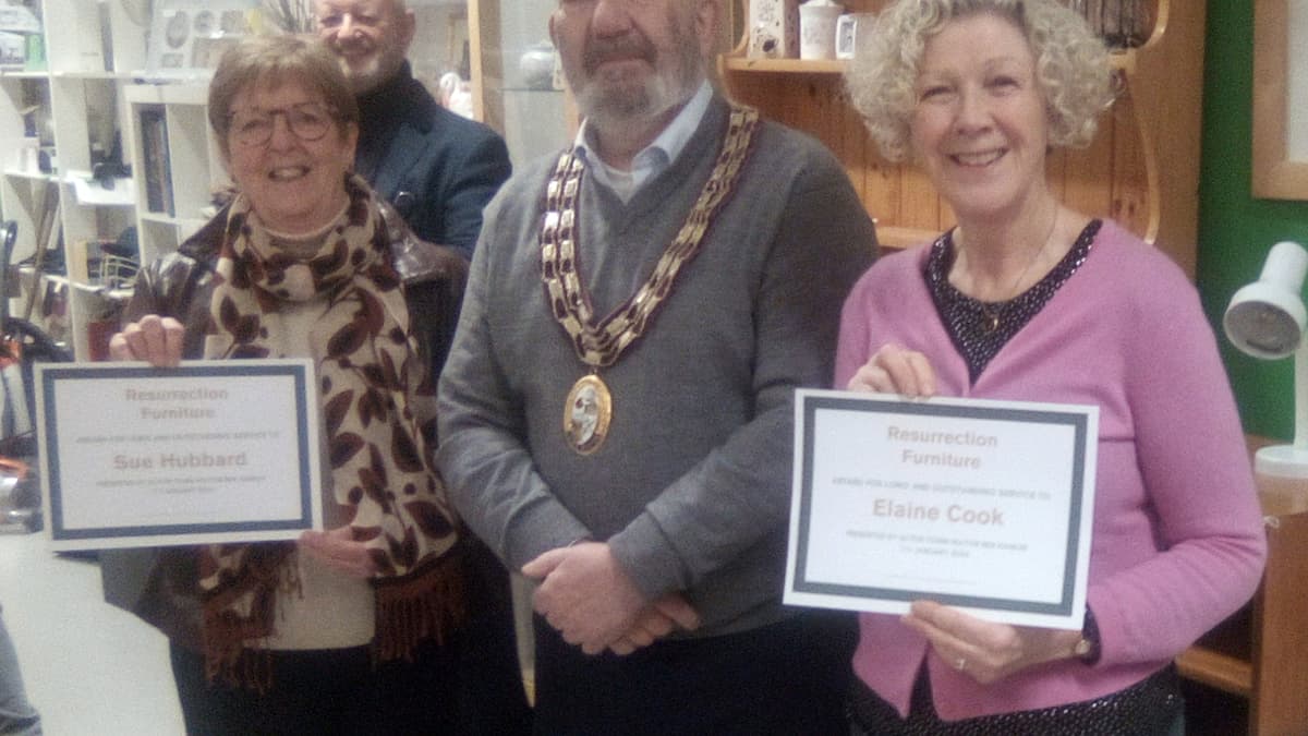 Resurrection Furniture gives certificates to long-serving volunteers ...