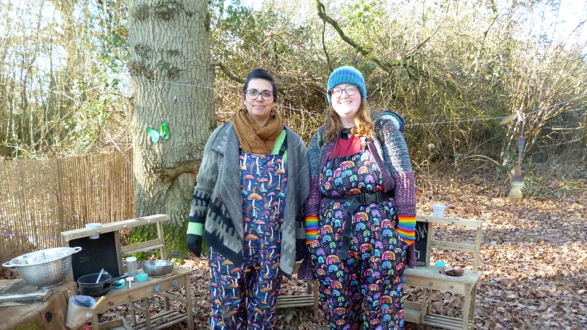 Video: Children's art and nature club at Chawton Park Farm in Alton ...