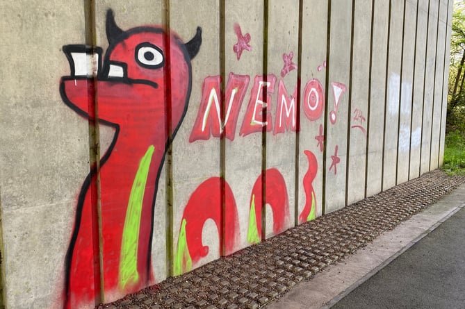 We're not loving it: Monstrous graffiti close to A3 McDonald's ...