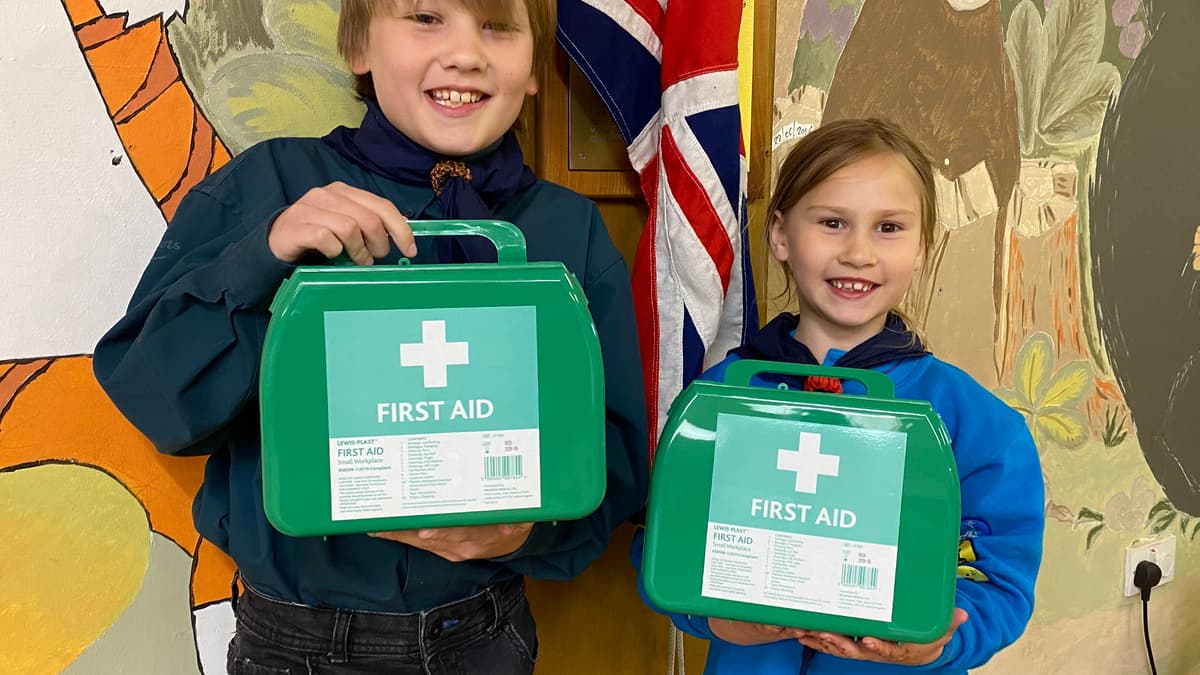 Lindford scout is hailed as lifesaver after helping choking diner ...