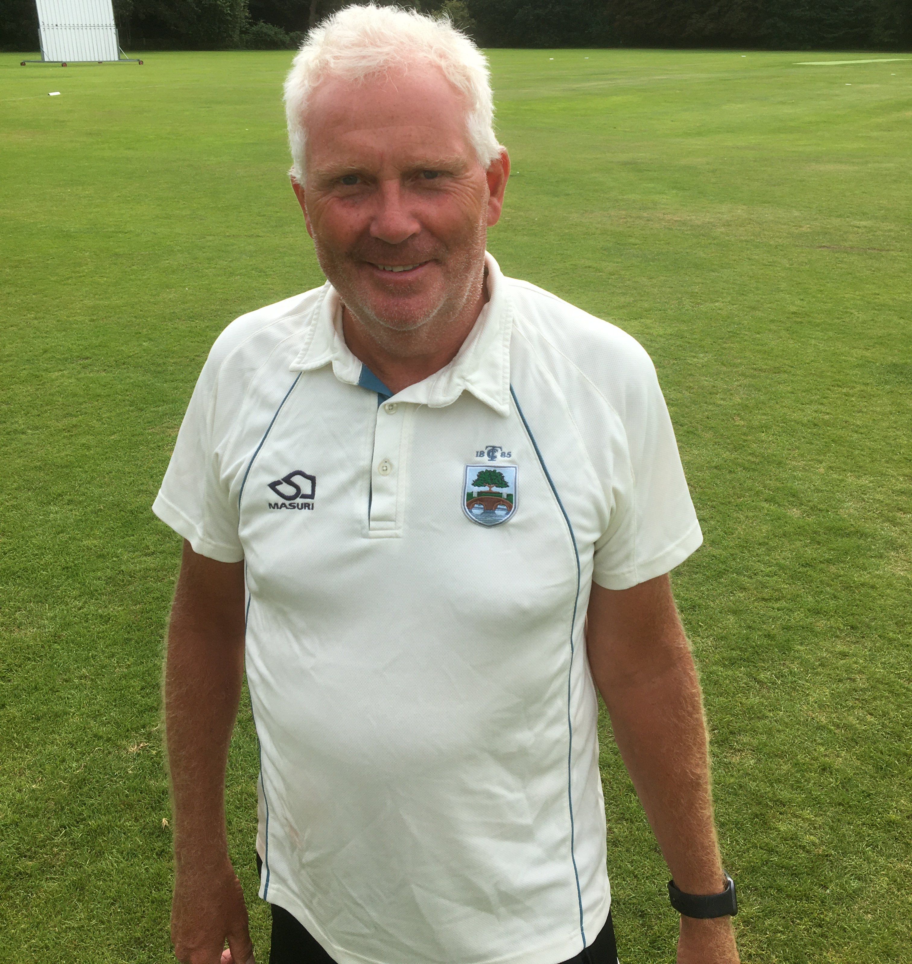 Martyn's miserly spell helps leaders Tilford return to winning ways ...