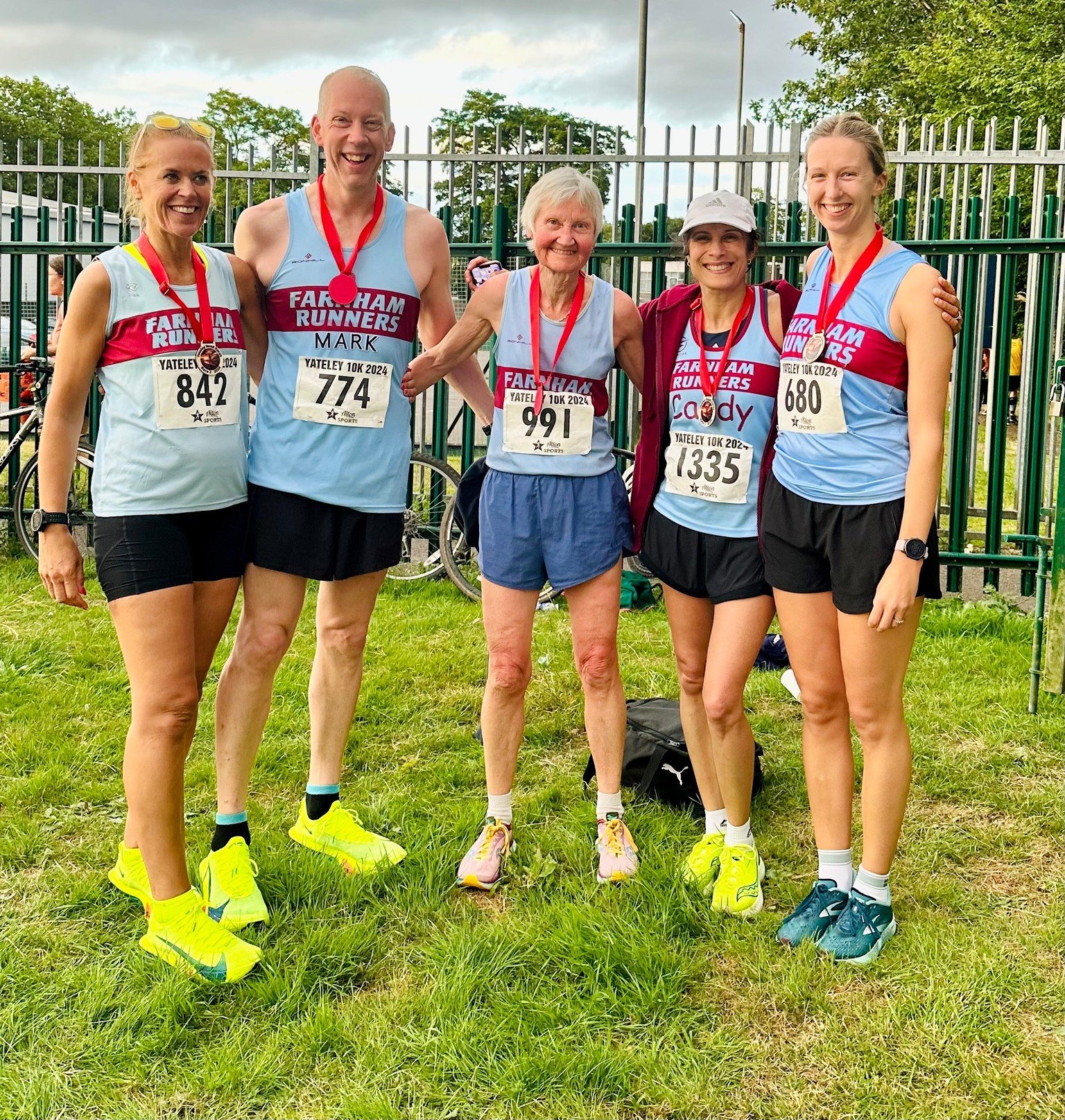 Committed runners complete ultra-marathons | petersfieldpost.co.uk