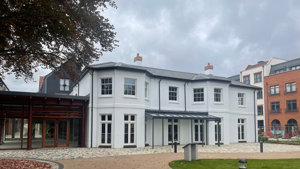 Farnham artist opens doors to a new perspective on Brightwells Yard ...