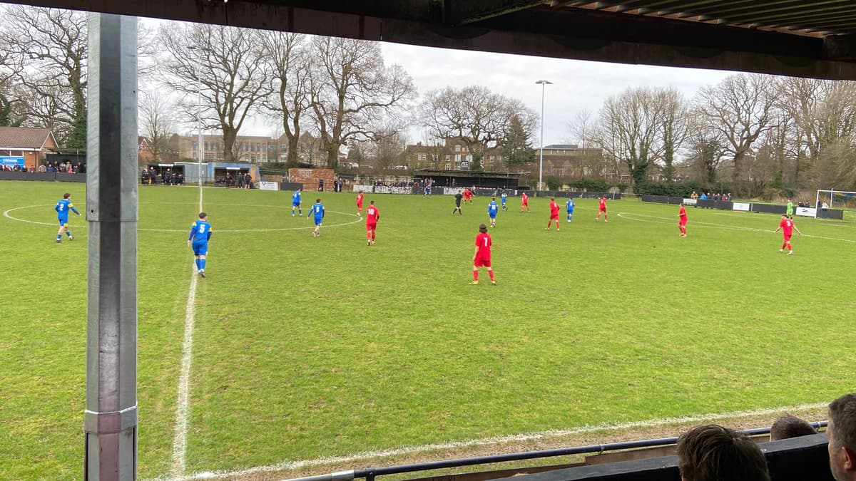 Ten-man Rams beat Pagham to keep play-off push on track ...