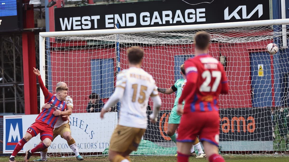 Shots come from behind twice to earn useful point against Lambs ...