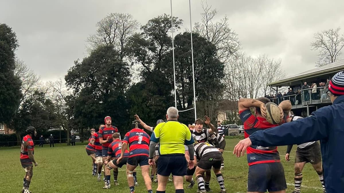 League leaders Farnham earn narrow win at Chichester | petersfieldpost ...