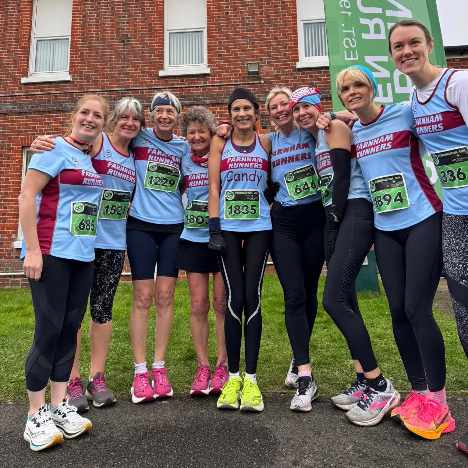Farnham Runners take on Chawton House cross country | petersfieldpost.co.uk