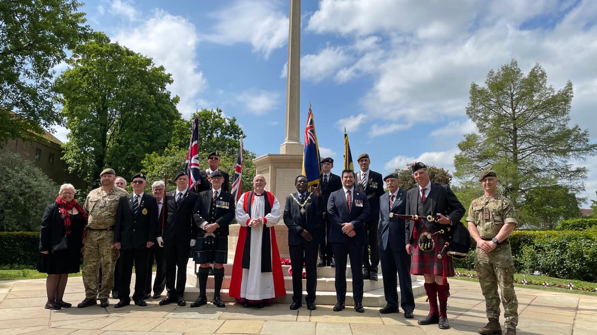 WATCH: Farnham honours war heroes at VE Day wreath-laying ceremony ...