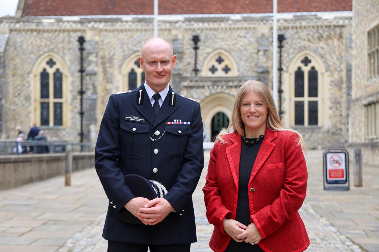 Former counter-terrorism cop confirmed as new Hampshire Chief Constable ...