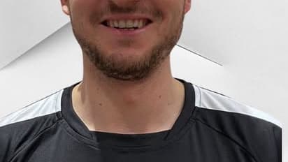 Captain's century steers Farnham to victory | petersfieldpost.co.uk