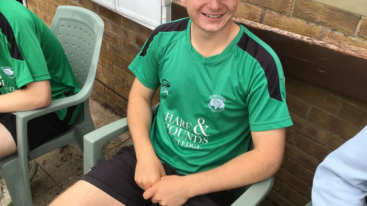 Rowledge fall to narrow defeat against league leaders | petersfieldpost ...