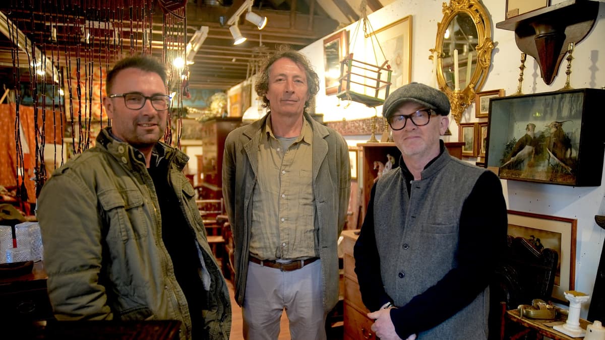 Haslemere’s Ark Stores bags TV fame on Salvage Hunters | petersfieldpost.co.uk