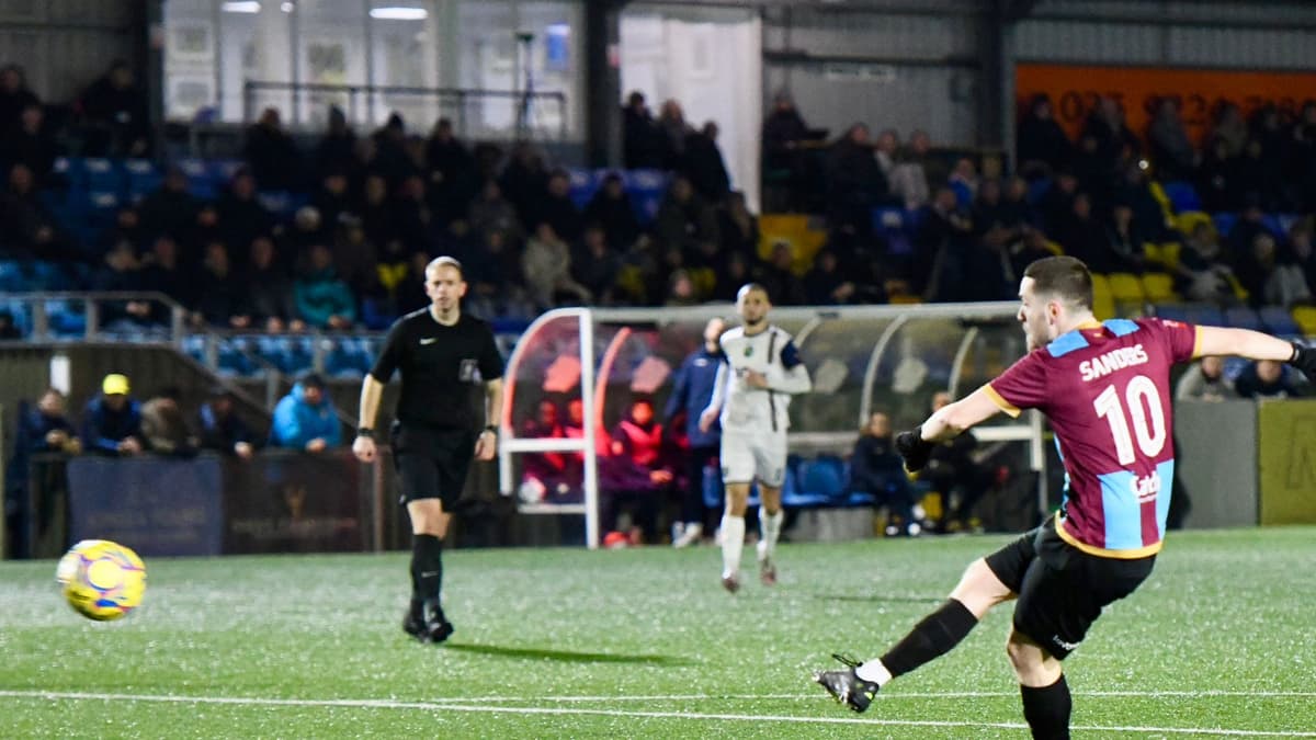 Farnham Town start 2026 with dramatic defeat at Havant & Waterlooville ...