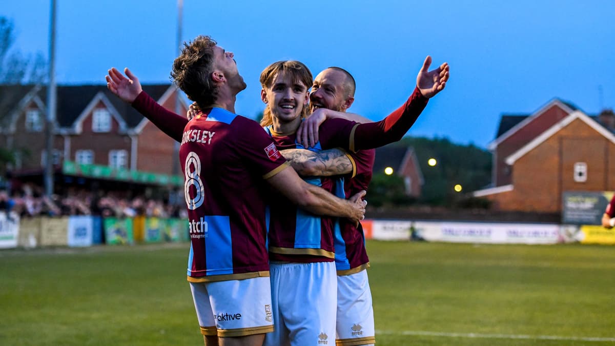 Farnham Town gearing up for historic play-off final against Gloucester ...