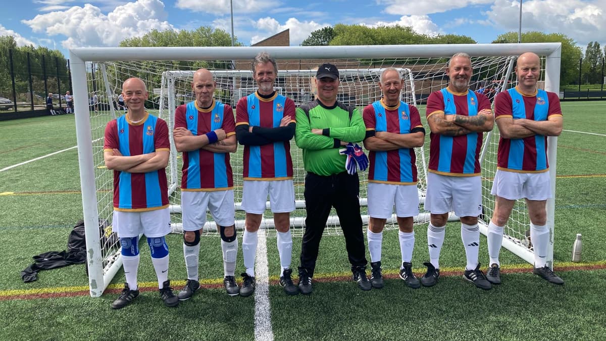 Farnham Town Flares finish runners-up at Hampshire FA Walking Football ...